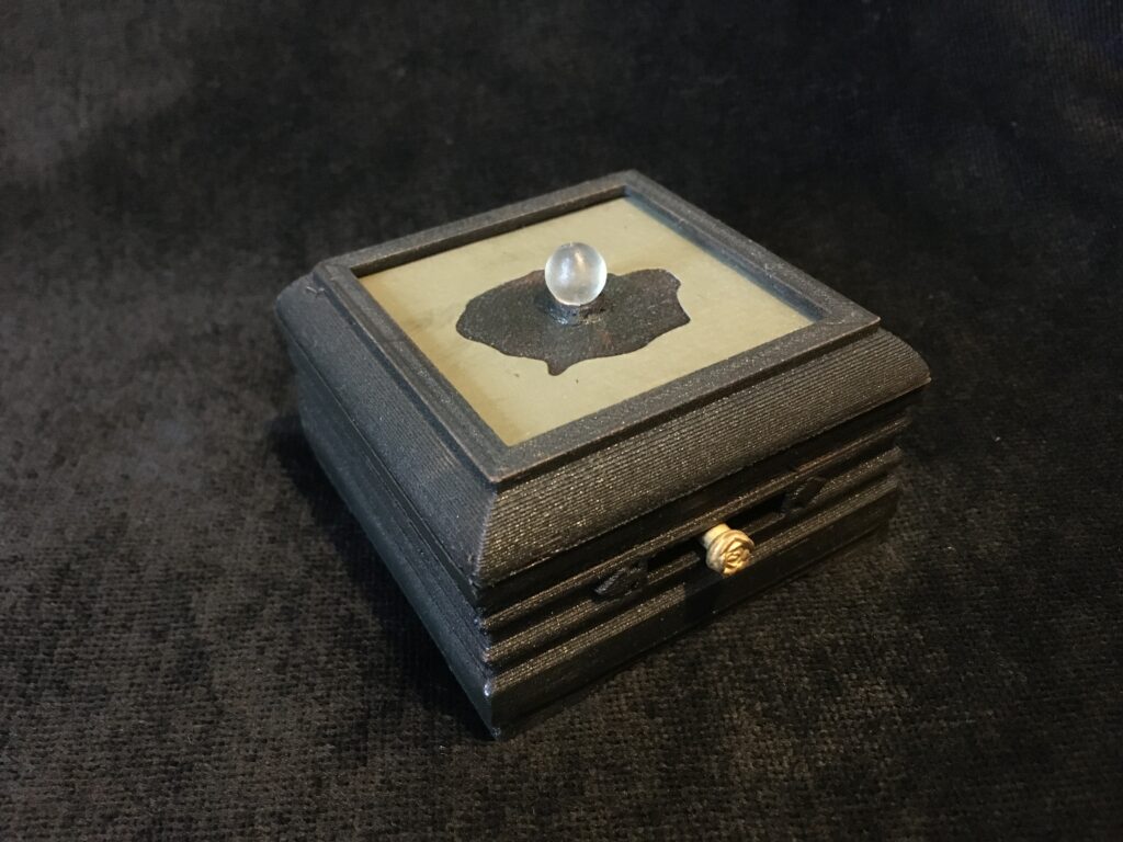 Box of Delights Enchanter’s Edition – Robin Elliott